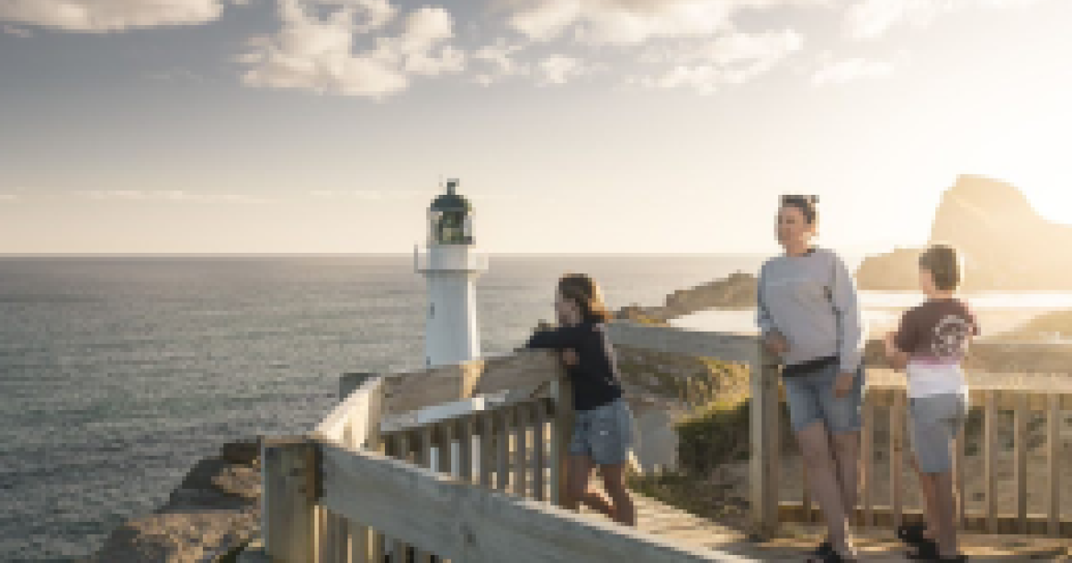 How reviews work | LGBCE